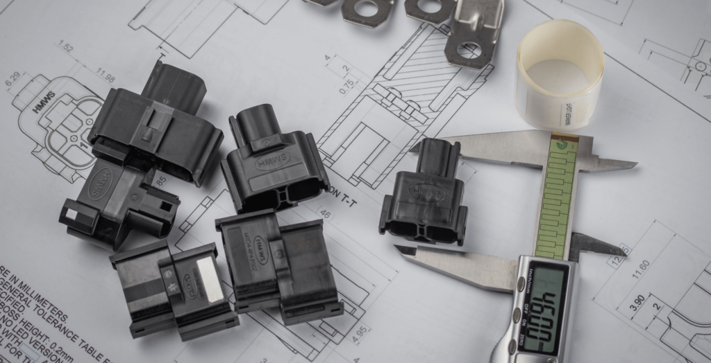 HMWS MT Product Series: Bussed Receptacles and Power & Data Splitters